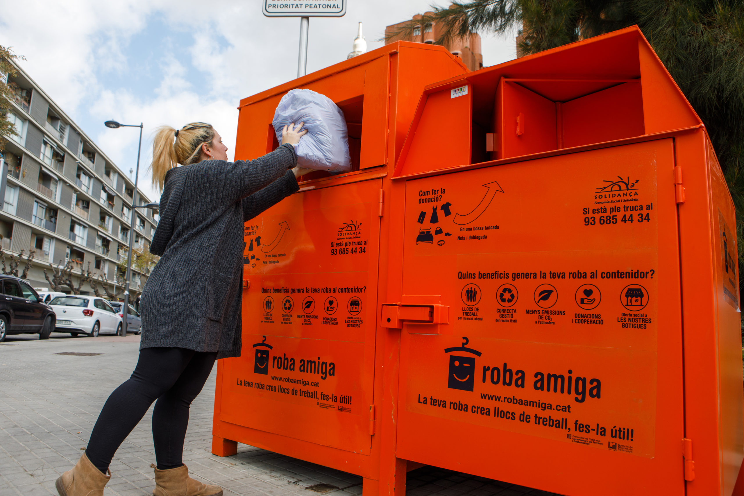 Recollits 92.736 kg de roba amb Solidança – Roba Amiga durant 2022